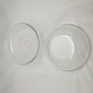 Pyrex | Kitchen | Vintage Pyrex 23 Casserole With Lid | Poshmark